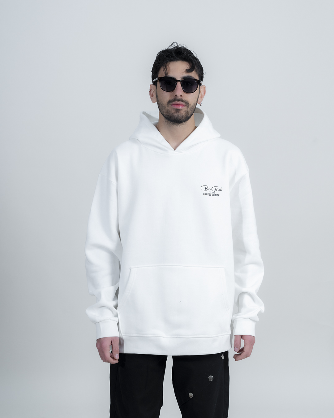 خرید هودی مدل BASIC LIMITED سفید برند بورن ریچ bornrich | شاپینو